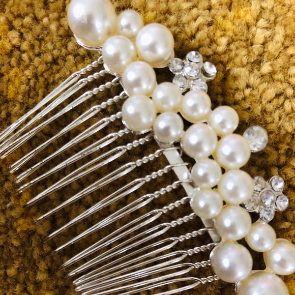 Ardene | Accessories | Hair Accessories Earrings 2 Each In Bundle ...